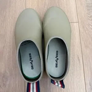 SeaVees | Shoes | Seavees Womens Bodega Clog Dune Rubber Tan Waterproof ...
